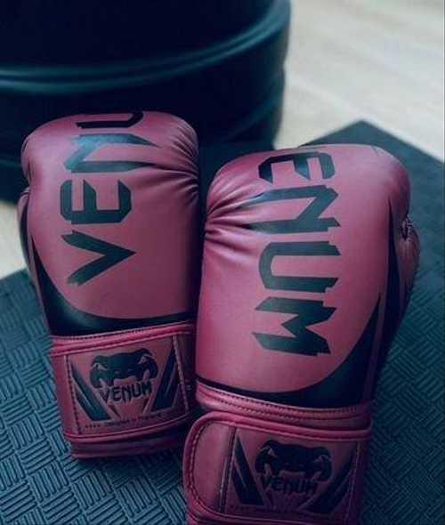 Боксерские перчатки Venum Challenger 2.0 Red Wine