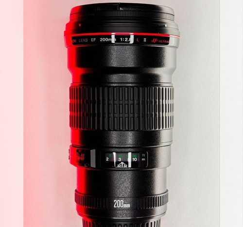 Объектив Canon 200mm f/2.8 L II USM как новый