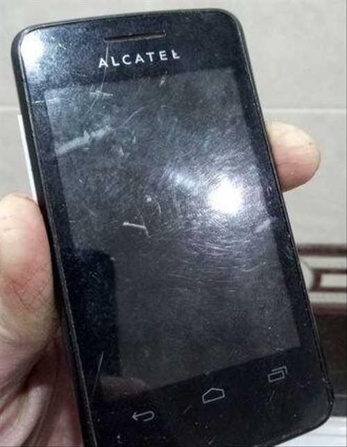 Смартфон Alcatel One Touch 4007D