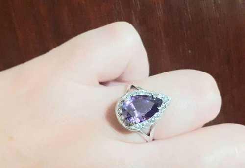 Серебряное кольцо