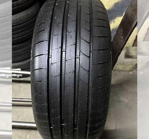 Goodyear Eagle F1 Asymmetric 5 215/50 R18