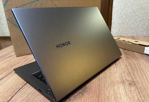 Honor MagicBook 14 Ryzen 5 8Gb SSD 512Gb