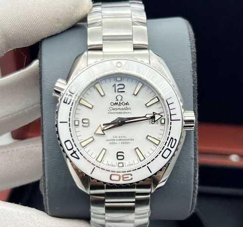 Часы женские Omega Seamaster Planet Ocean