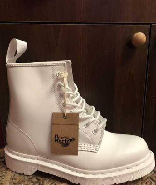 Оригинальные Dr martens 1460 mono white