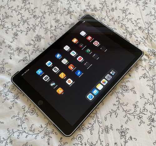 Apple iPad (9th generation)