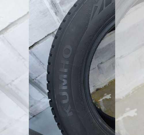 Kumho WinterCraft ice Wi31+ 205/60 R16