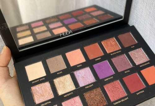 Huda beauty desert dusk palet палетка теней