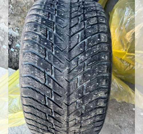 Nokian Tyres Hakkapeliitta 8 275/45 R21