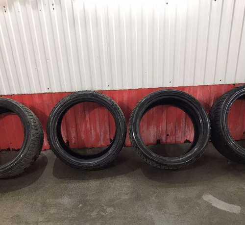 Observe X-10 295/35 R21 107T