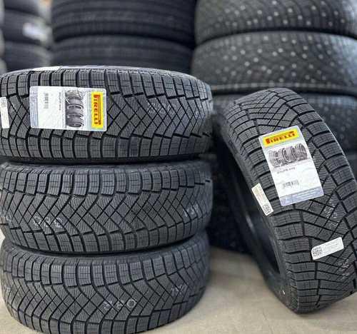 Pirelli Ice Zero FR 265/45 R21 108H