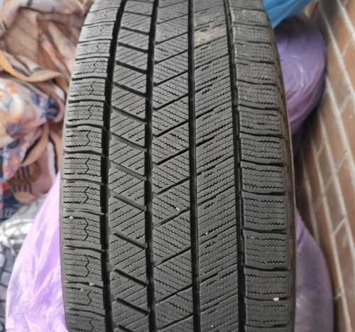 Bridgestone Blizzak VRX3 205/60 R16 96T