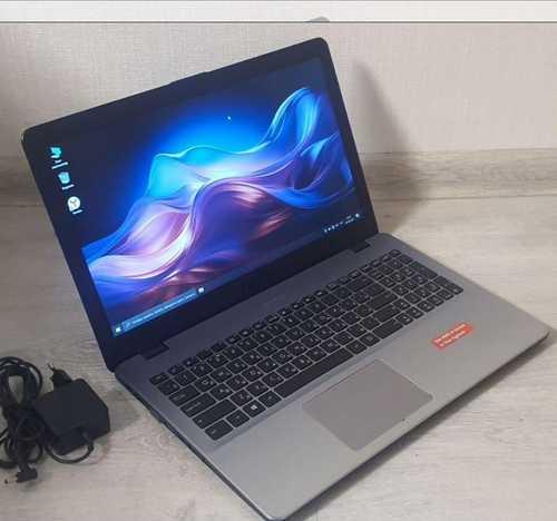 A9/10RAM/FHD 2видеокарты/15"