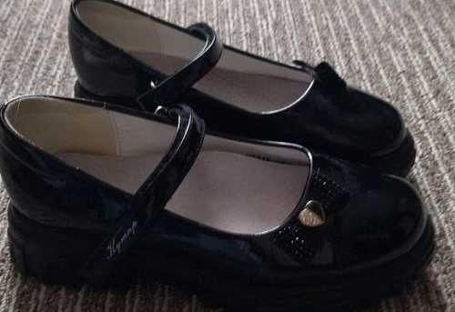 Туфли чёрные детские 35 размер