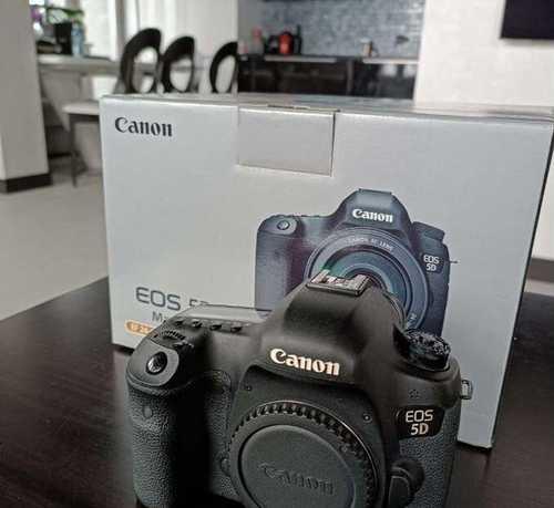 Зеркальный фотоаппарат canon eos 5D mark3