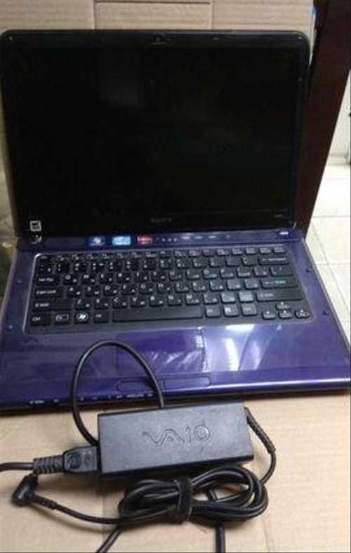 Ноутбук Sony Vaio i3 PCG-61713V