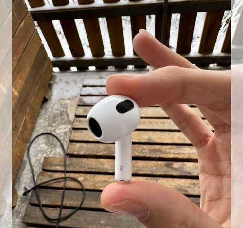 Наушник airpods 3 правый