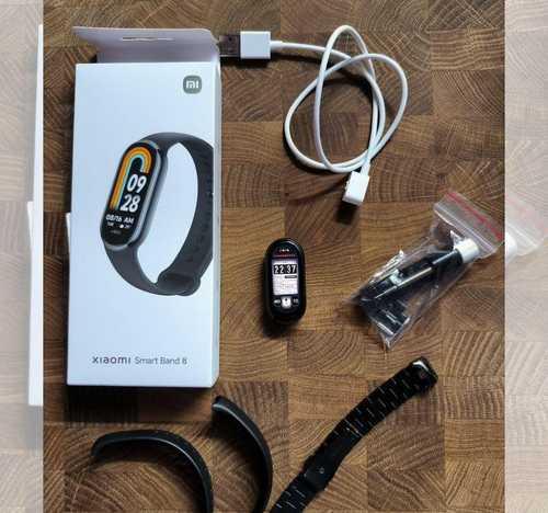 Фитнес браслет Xiaomi Mi Band 8