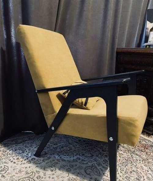 Кресло в стиле mid century