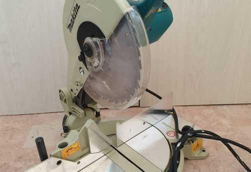 Пила торцовочная Makita LS 1040