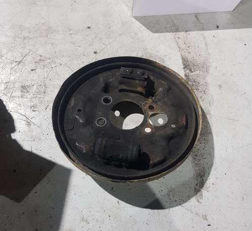 Задний левый цилиндр mitsubishi lancer 7