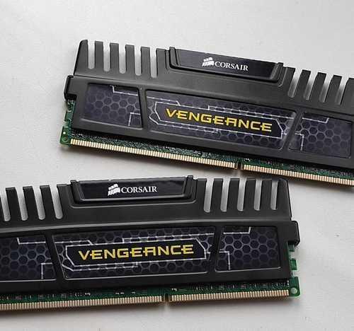 DDR3 1600 Corsair Vengeance CL10 16GB (2x8)