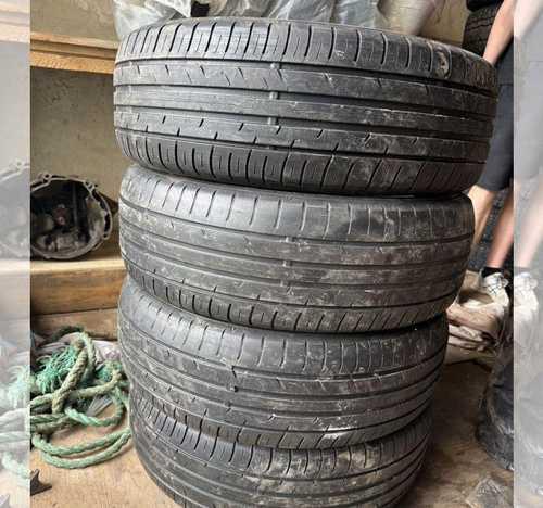 Dunlop SP Sport FM901 215/65 R16