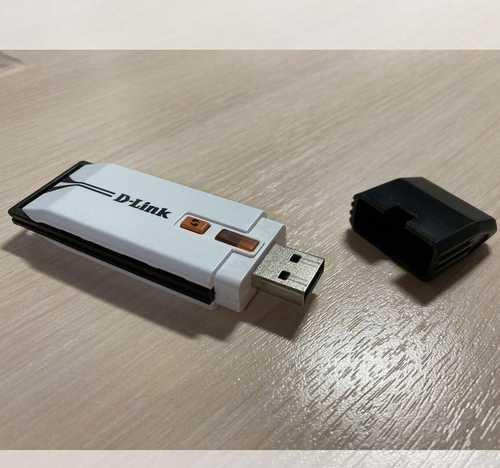 Беспроводной двухдиапазонный USB-адаптер N300