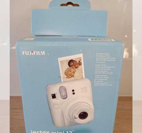 Фотоаппарат Fujifilm Instax mini 12, новый