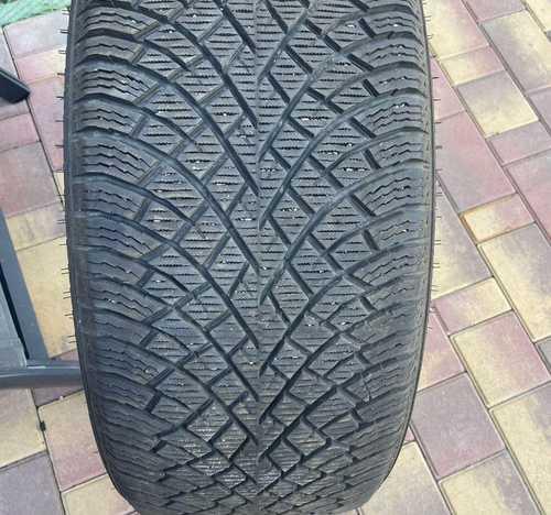 Nokian Tyres Hakkapeliitta R5 245/40 R20 и 275/35 R20 102Y