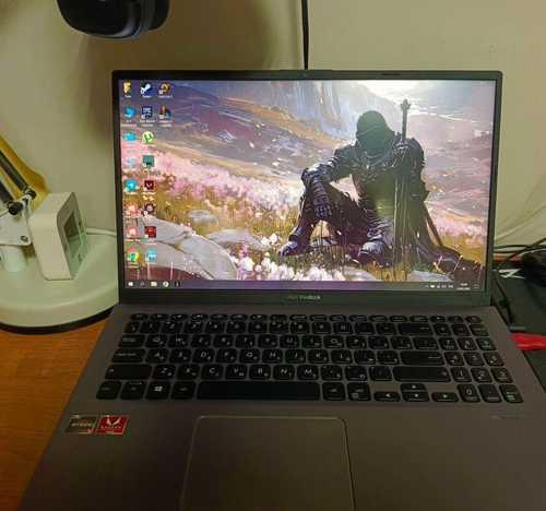 Asus vivobook x512d