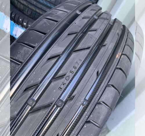 Ikon Tyres CHARACTER ULTRA 205/55 R16 94V