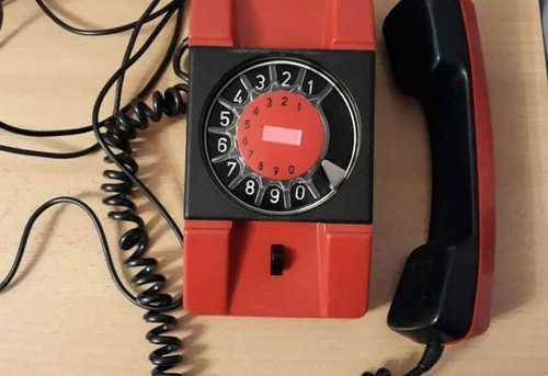Телефон дисковый и радиотелефон