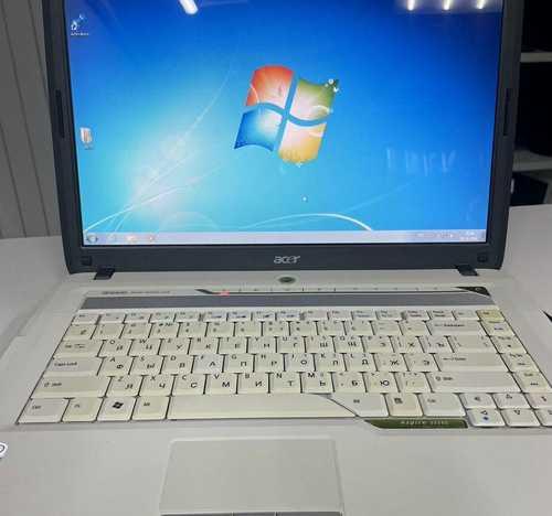 Acer Intel T2370/4GB Ram/120GB HDD/nVidia 8600