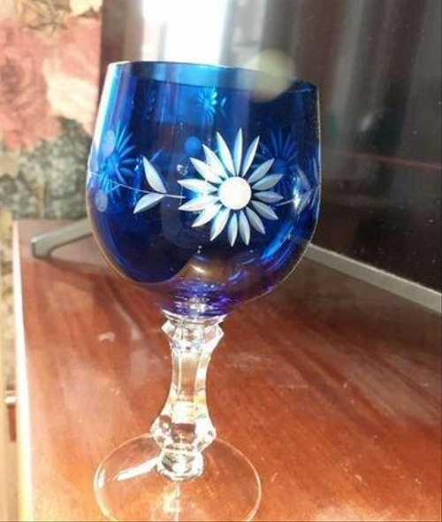 Синее стекло Хрустальные бокалы