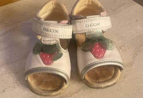 Geox сандали на девочку 22 р-р