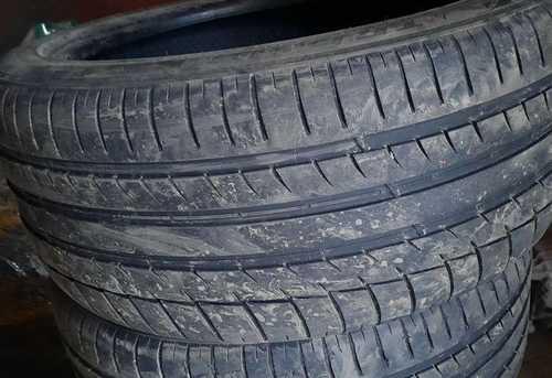 Triangle PL01 275/40 R20