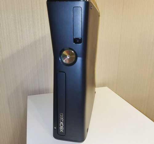 Xbox 360 Slim