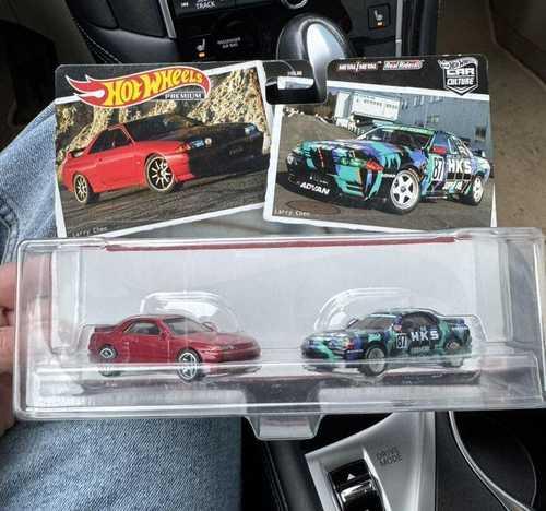 Hot wheels premium skyline gtr