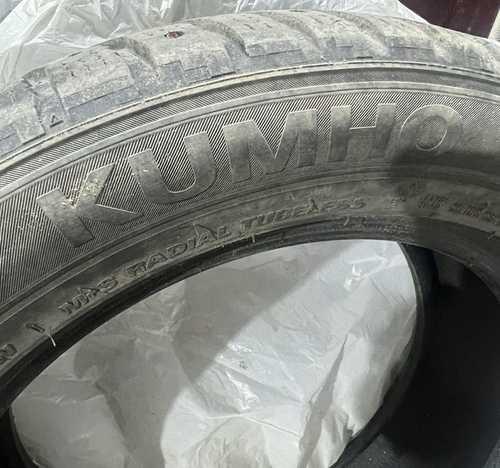 Kumho 722 225/55 R18