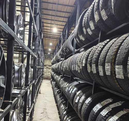 Goodyear Vector 4Seasons 205/45 R17 88M