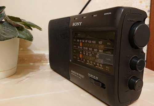 Радиоприемник Sony ICF-990L