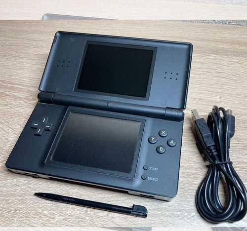 Nintendo DS Lite