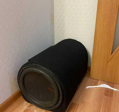 Продается subwoofer