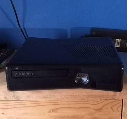 Xbox 360 slim 250 gb