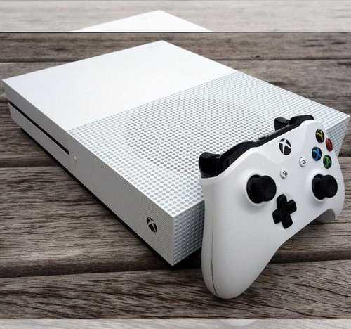 Xbox One S   30 игр 500 gb