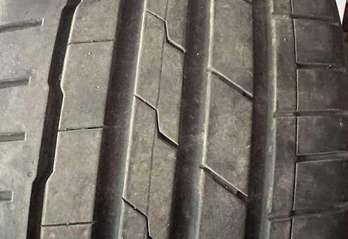 Hankook Aurora W602 235/40 R19 29Z