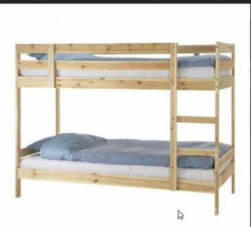 Кровать двухъярусная деревянная бу