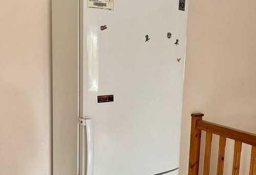 Холодильник LG двухкамерный бу
