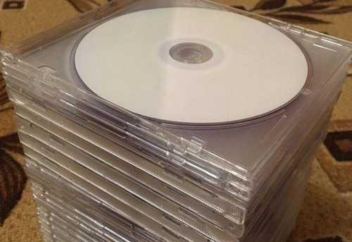 Диски DVD-R с коробками 28 шт