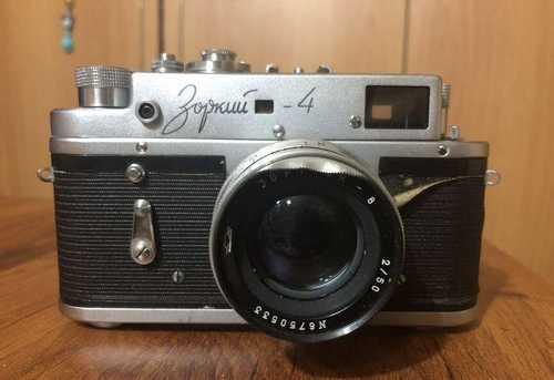 Плёночный фотоаппарат «Зоркий-4»